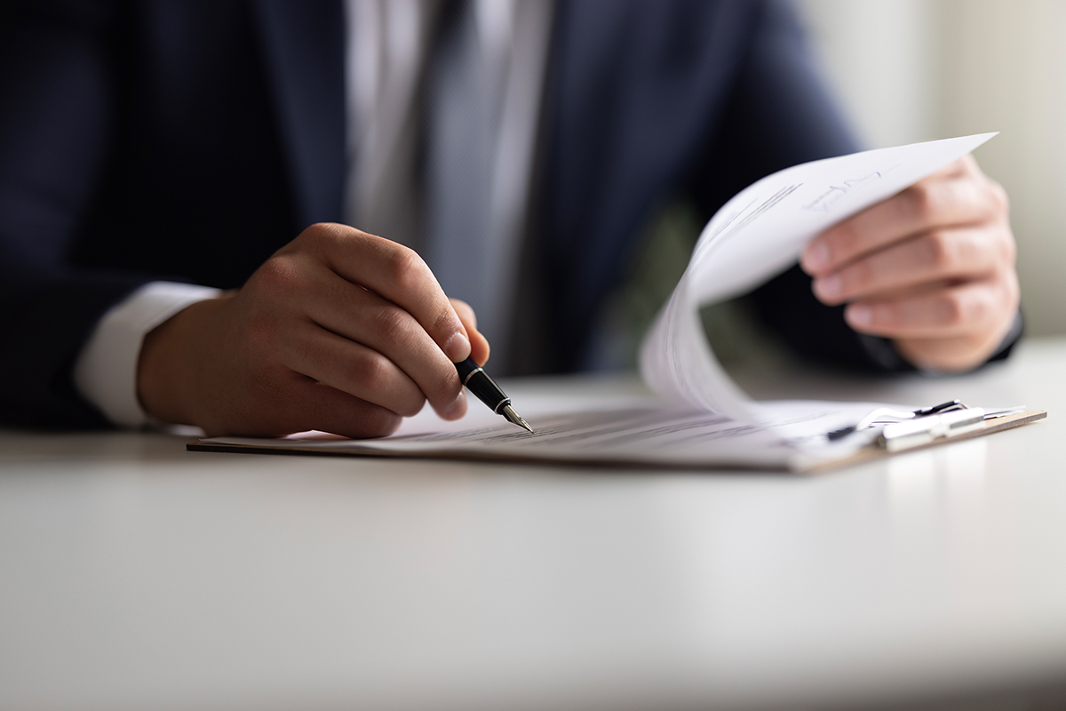 What is a Claims-Made Policy? Understanding Legal Malpractice Insurance ...